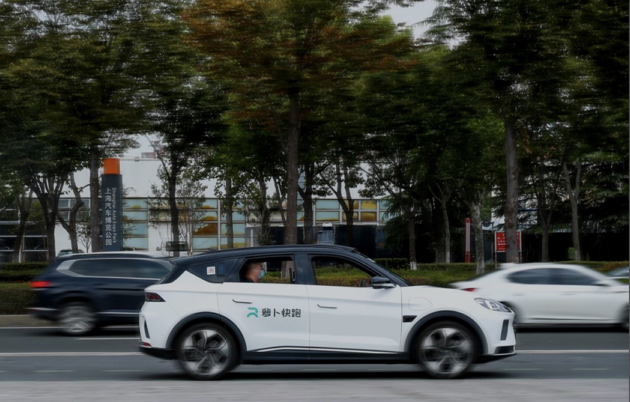 上海市でも完全無人自動運転タクシーRobotaxiがサービス開始 – 5G in China＆Japan